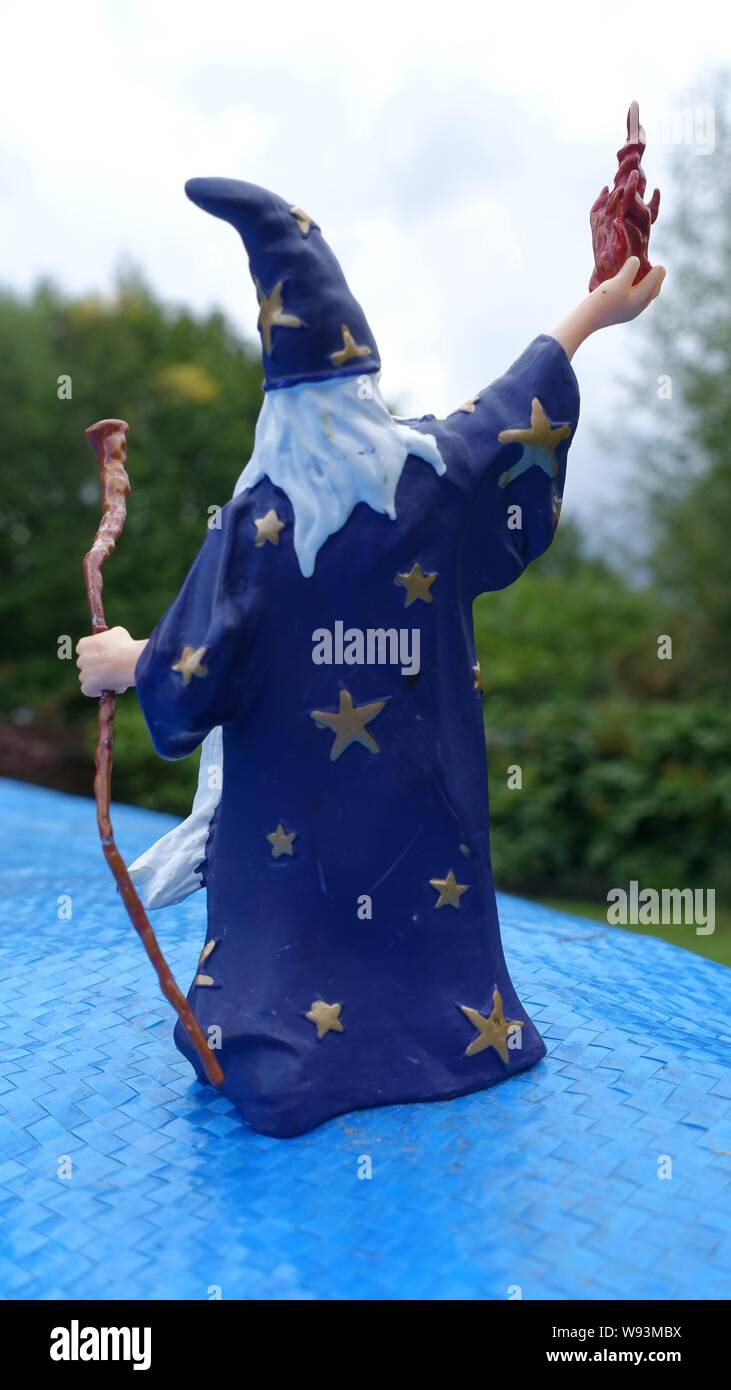 Merlin the magician hi-res stock photography and images - Alamy