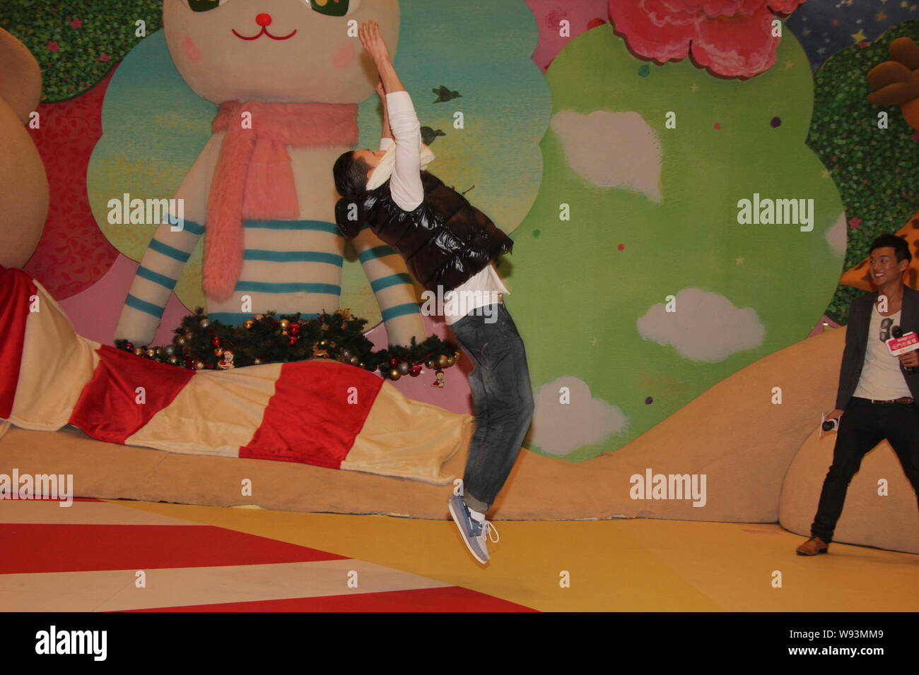 German gymnast marcel nguyen performs hi-res stock photography and ...