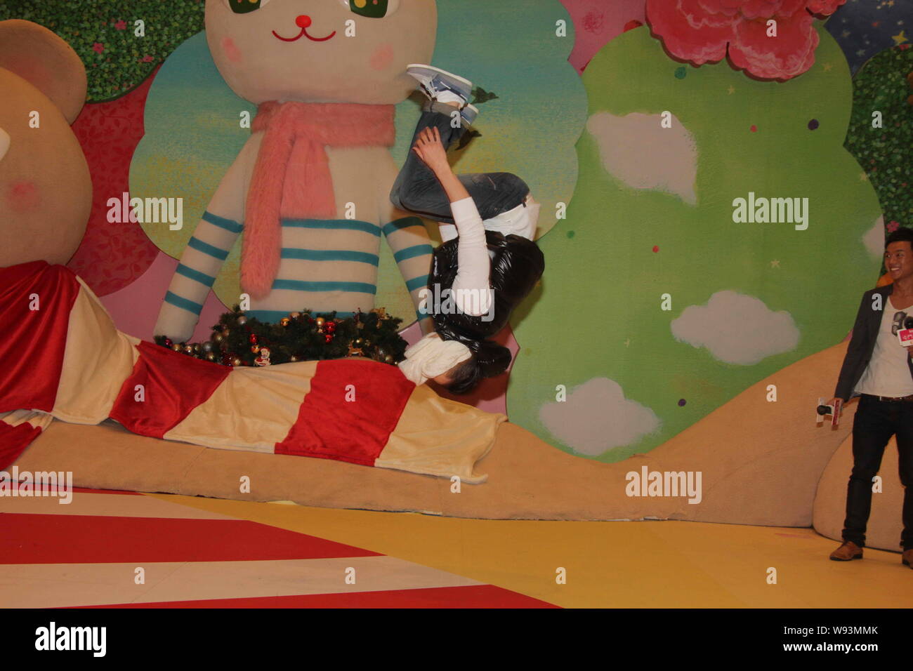 German gymnast marcel nguyen performs hi-res stock photography and ...