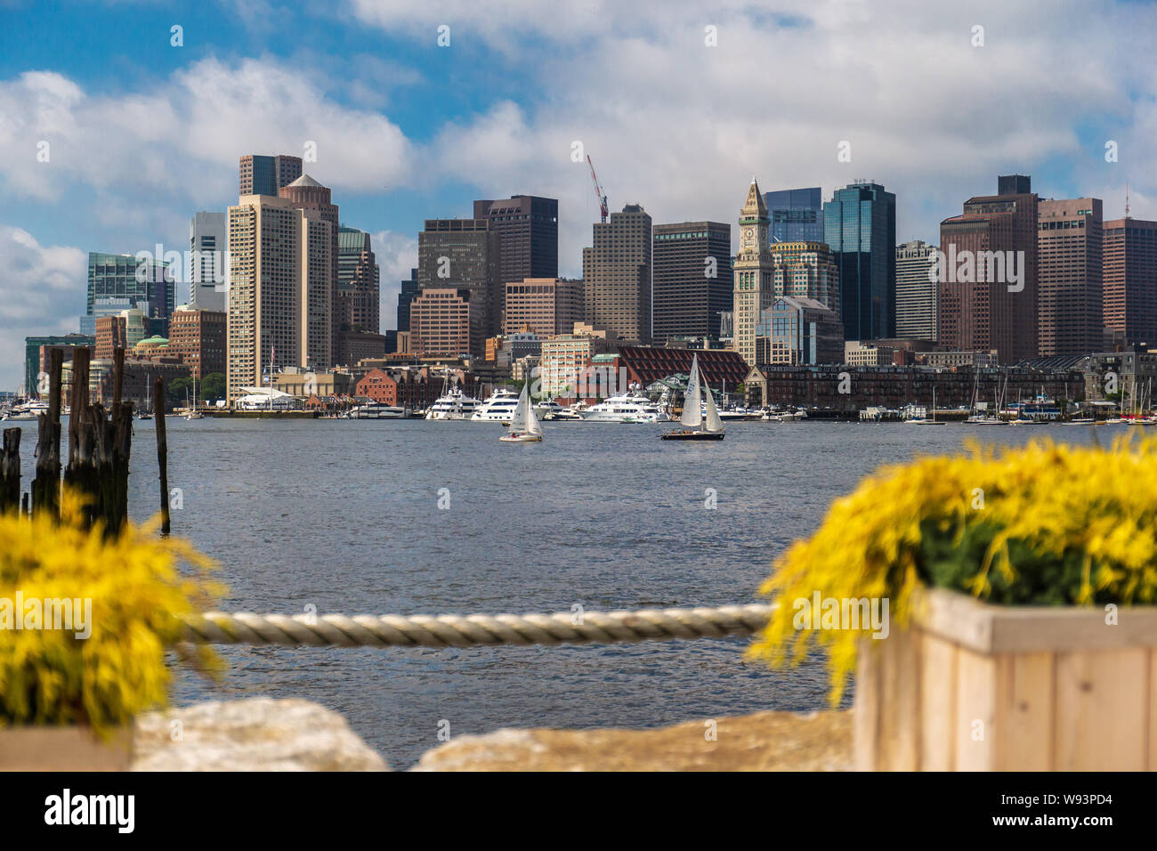 Downtown boston skyline hi-res stock photography and images - Alamy