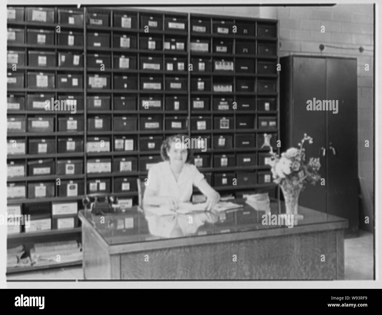 Abbott Laboratories, 1350 Cote de Liesse, Montreal, Canada Stock Photo ...