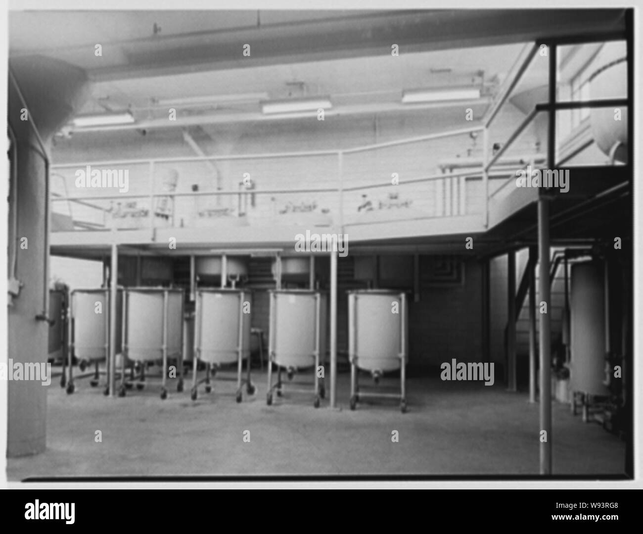 Abbott laboratories Black and White Stock Photos & Images - Alamy