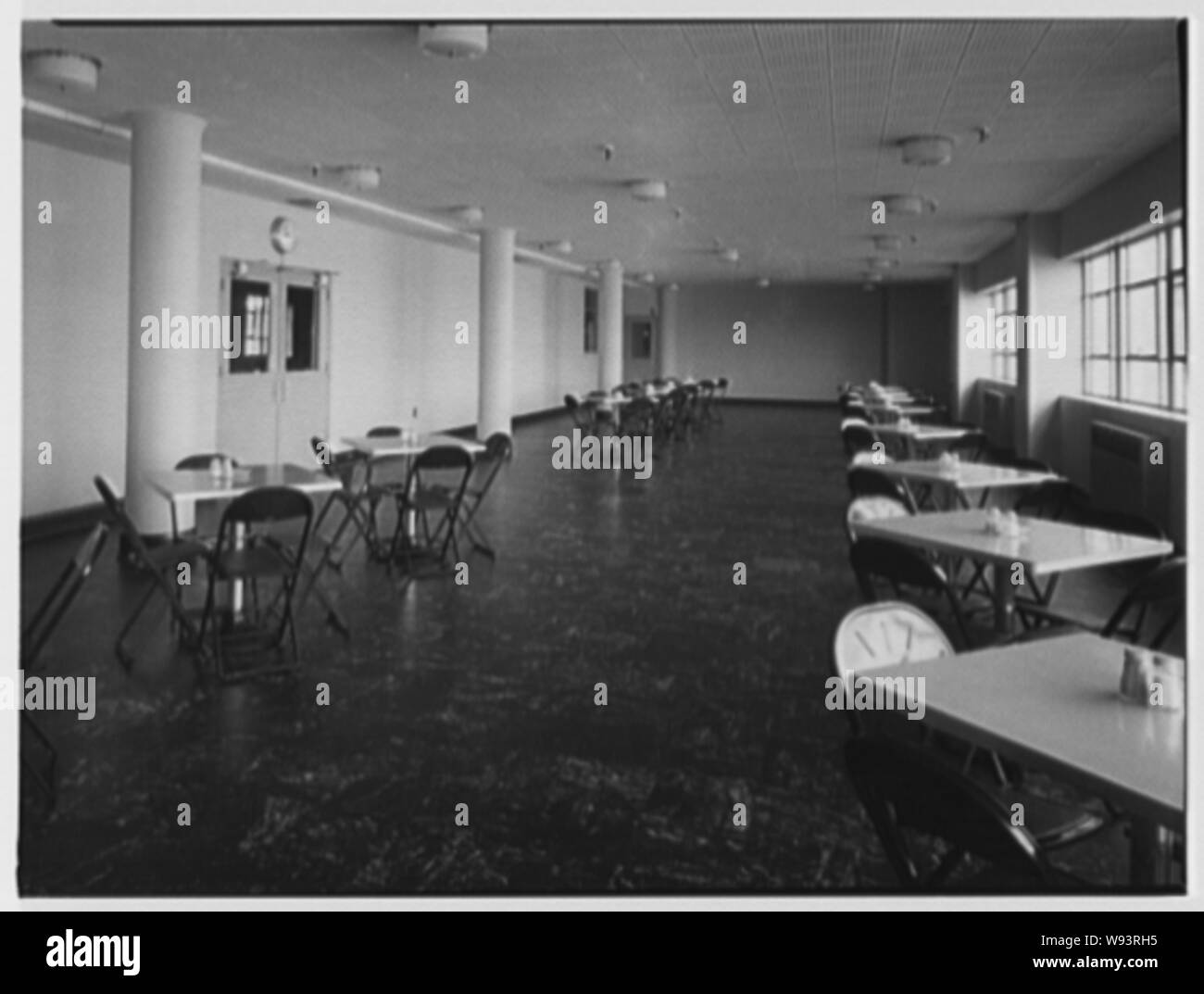 Abbott Laboratories, 1350 Cote de Liesse, Montreal, Canada Stock Photo ...