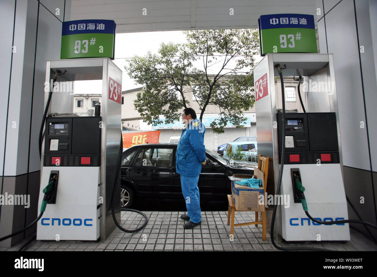 Cnooc oil company hi-res stock photography and images - Alamy