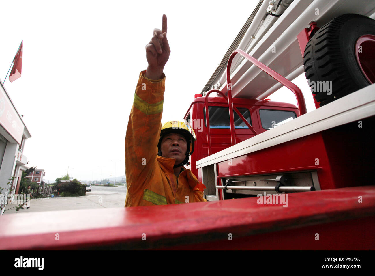 Chinese businessman Li Lixing, General Manager of Hangzhou Xiaoshan ...
