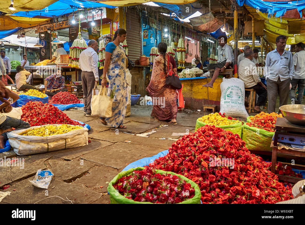 Devaraja fruit and vegetable market, Mysore, Karnataka, India Stock ...