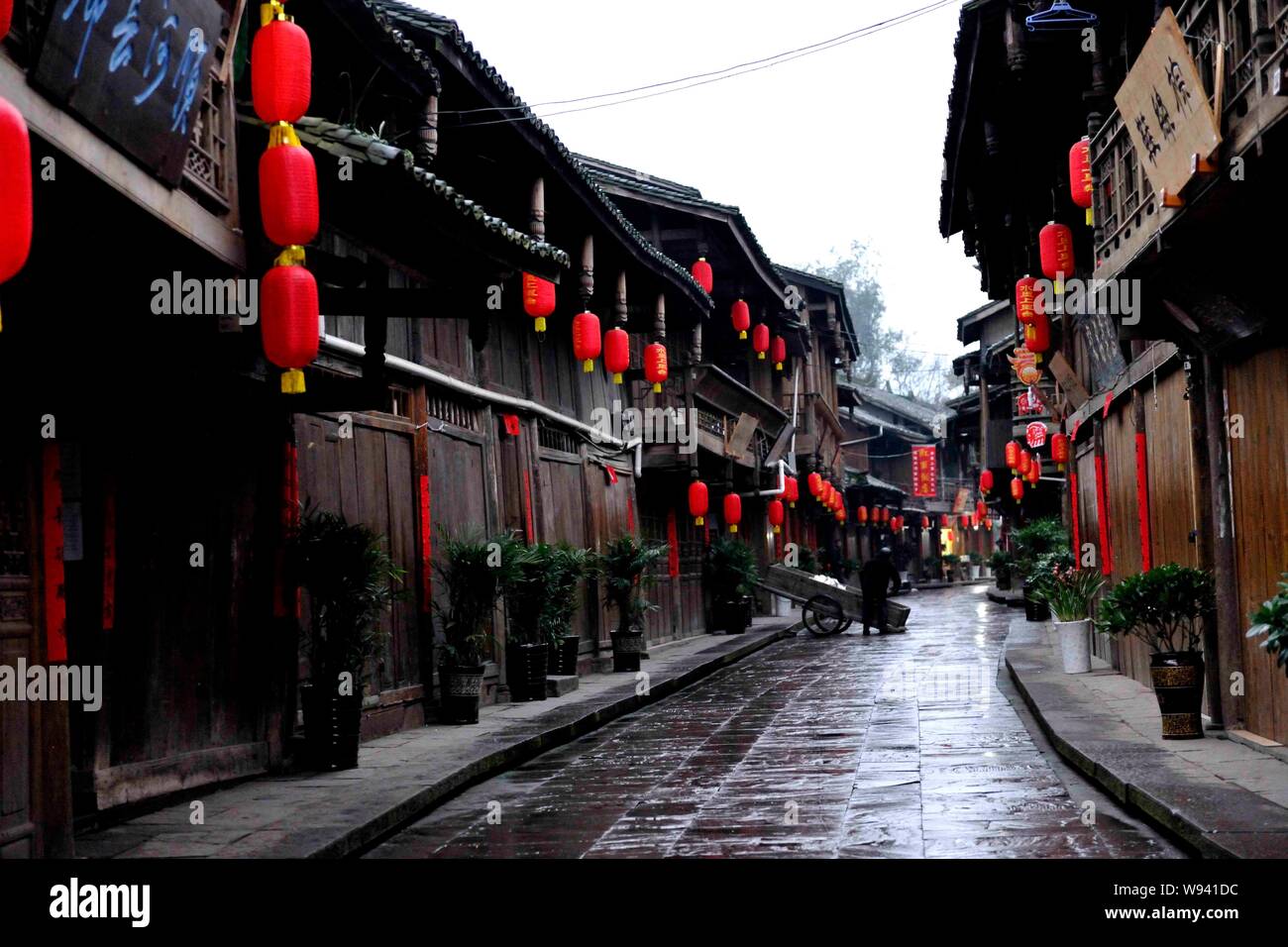 Shangli ancient town hi-res stock photography and images - Alamy