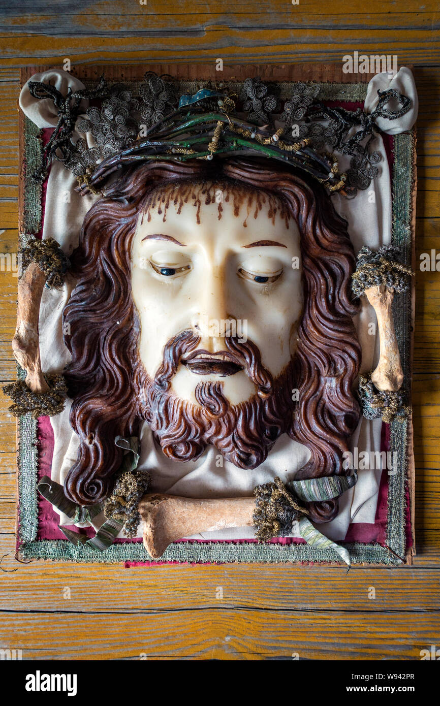 Bearded religious figure hi-res stock photography and images - Alamy