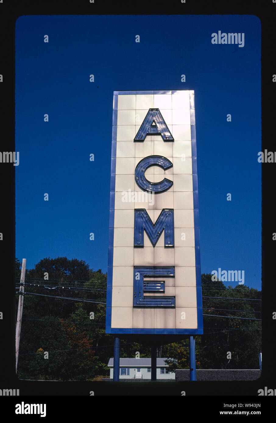 Acme super market sign hi-res stock photography and images - Alamy