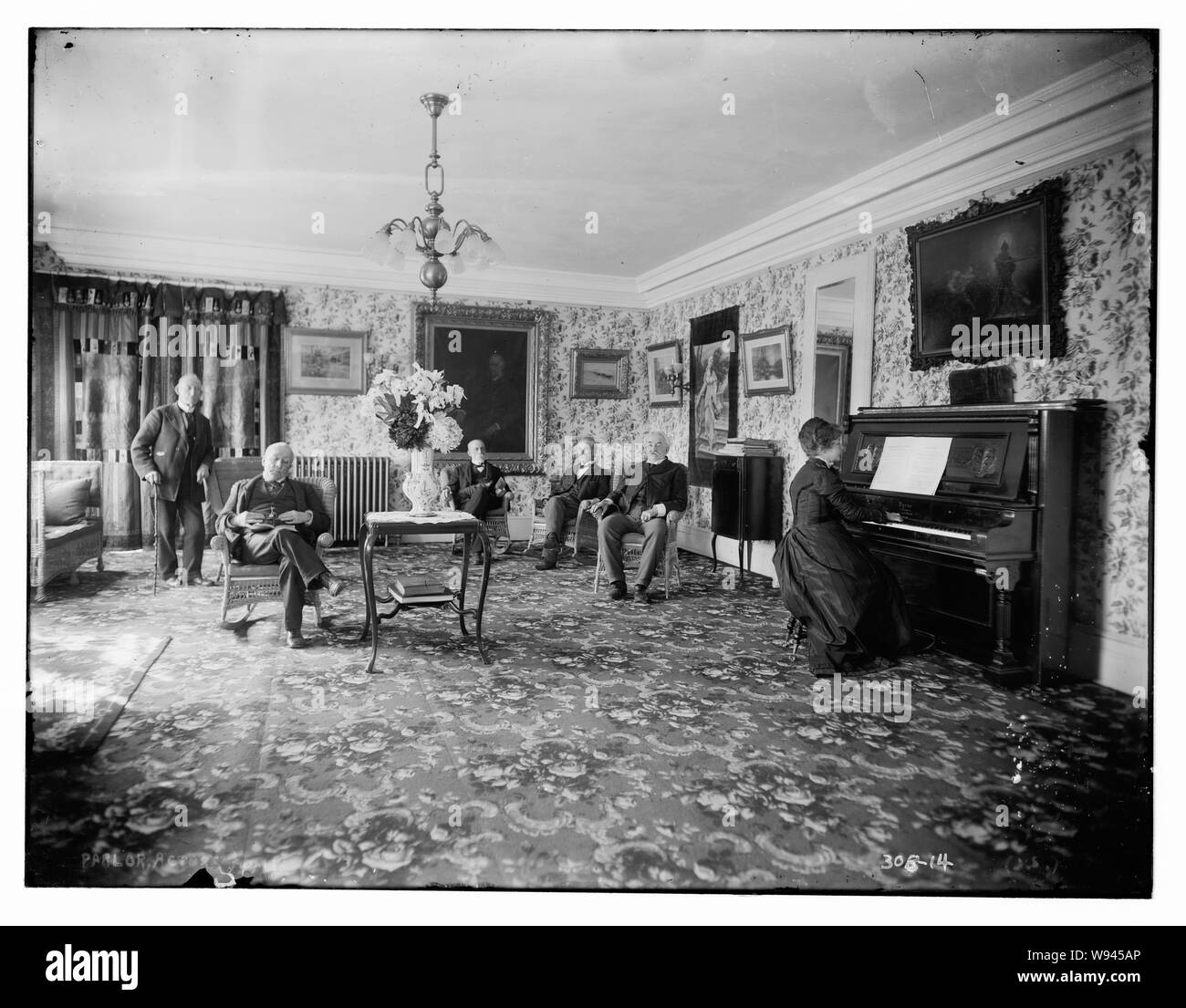 Actors home hi-res stock photography and images - Alamy