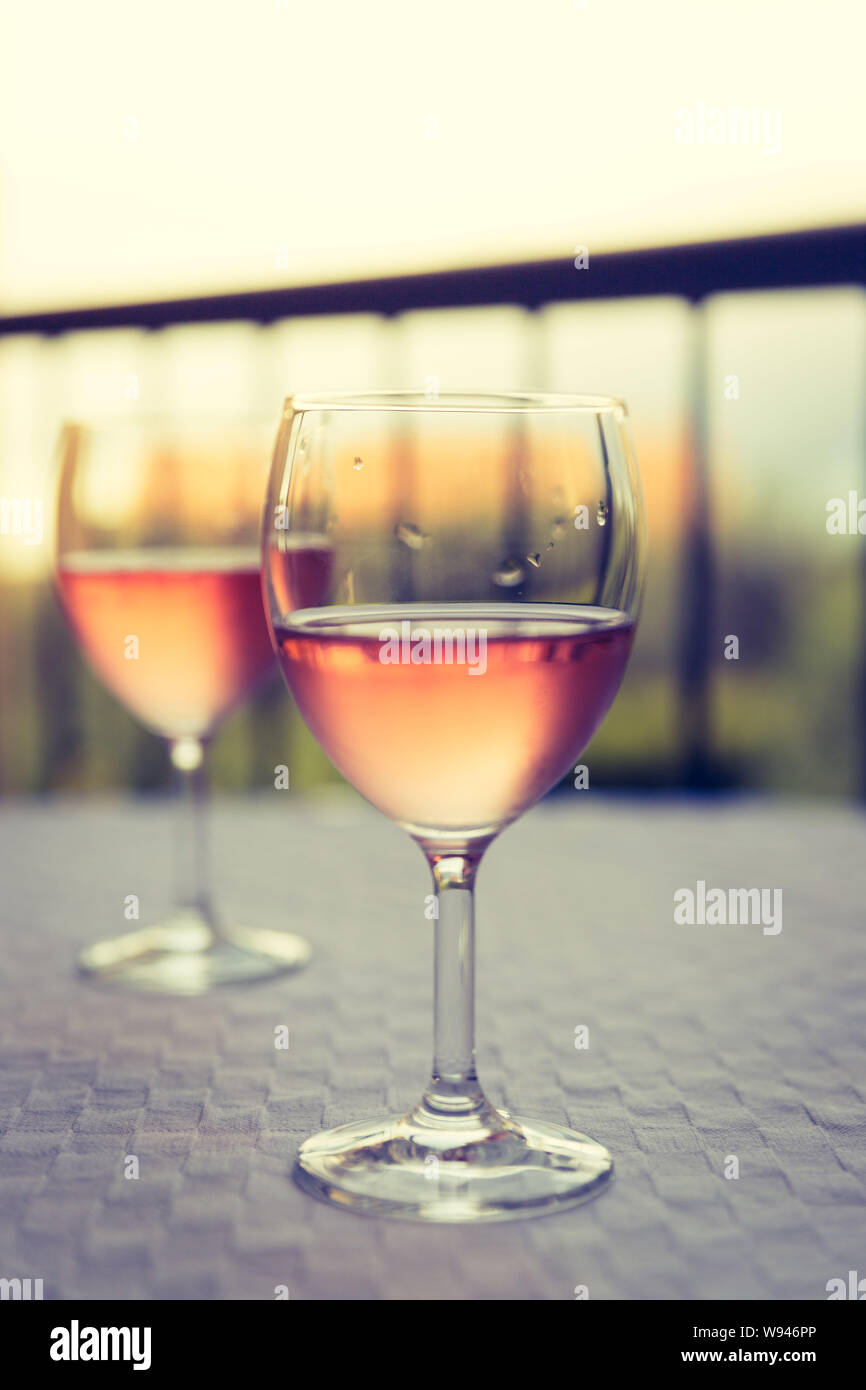 Sparkling rosé italy hi-res stock photography and images - Alamy