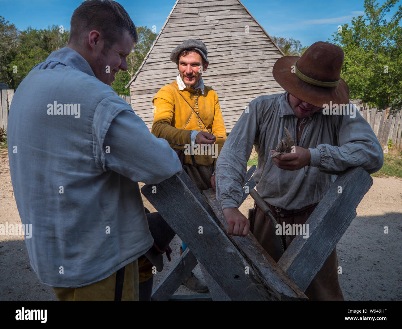 Men working together hi-res stock photography and images - Alamy