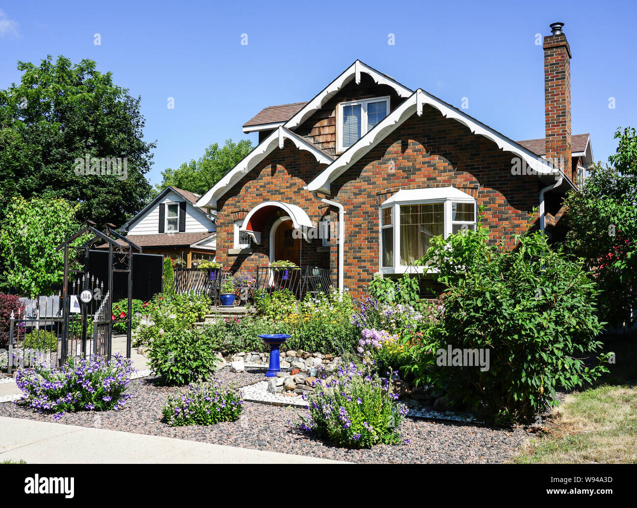Alliston hi-res stock photography and images - Alamy