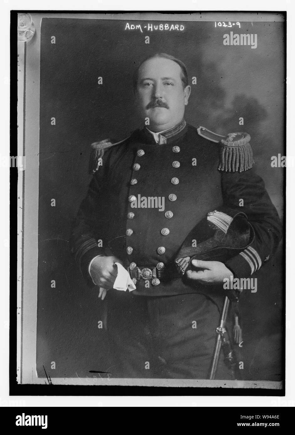 Uniform navy hi-res stock photography and images - Alamy