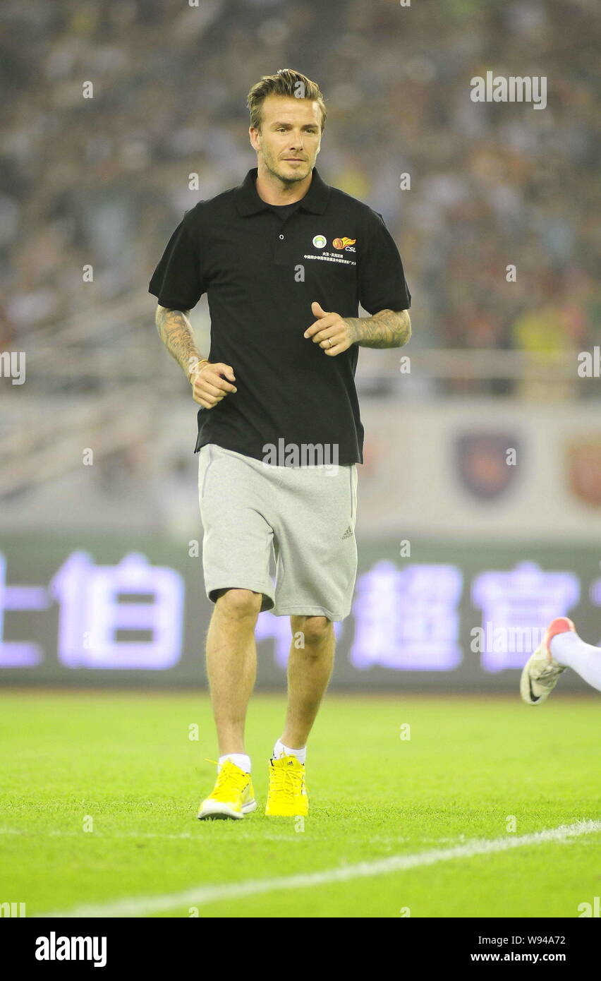 Young david beckham hi-res stock photography and images - Alamy