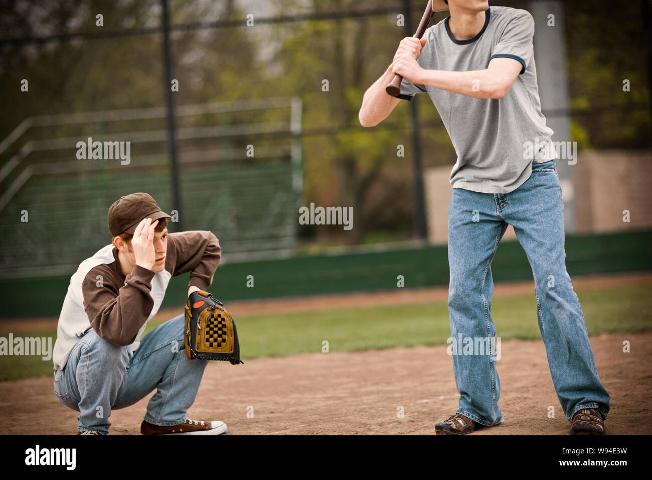 Male crouching for picture hi-res stock photography and images - Alamy
