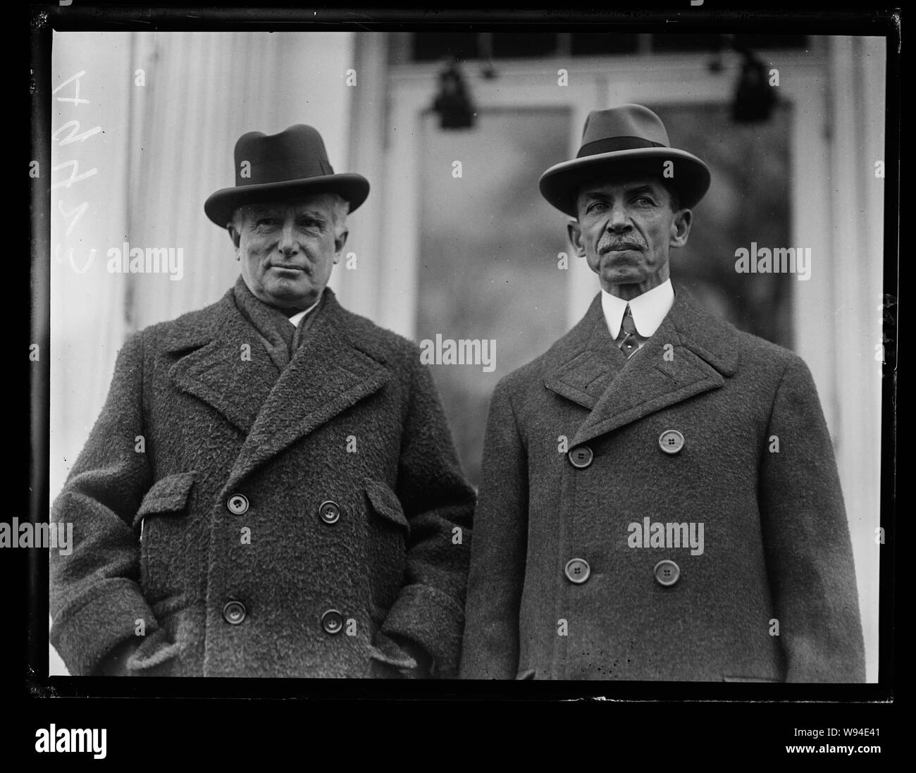 Left who retires hi-res stock photography and images - Alamy