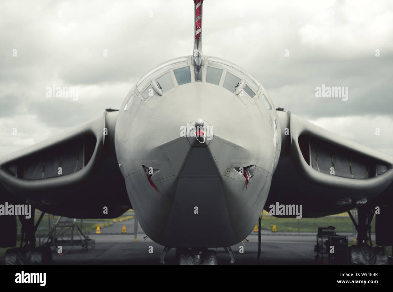 Handley page victor bomber hi-res stock photography and images - Alamy