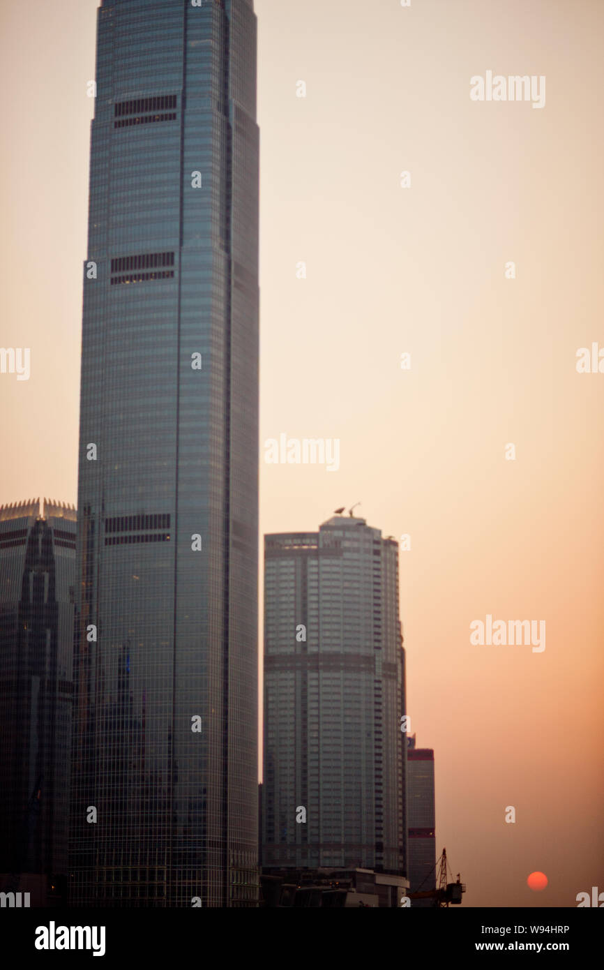 Tall skyscraper at sunset Stock Photo - Alamy