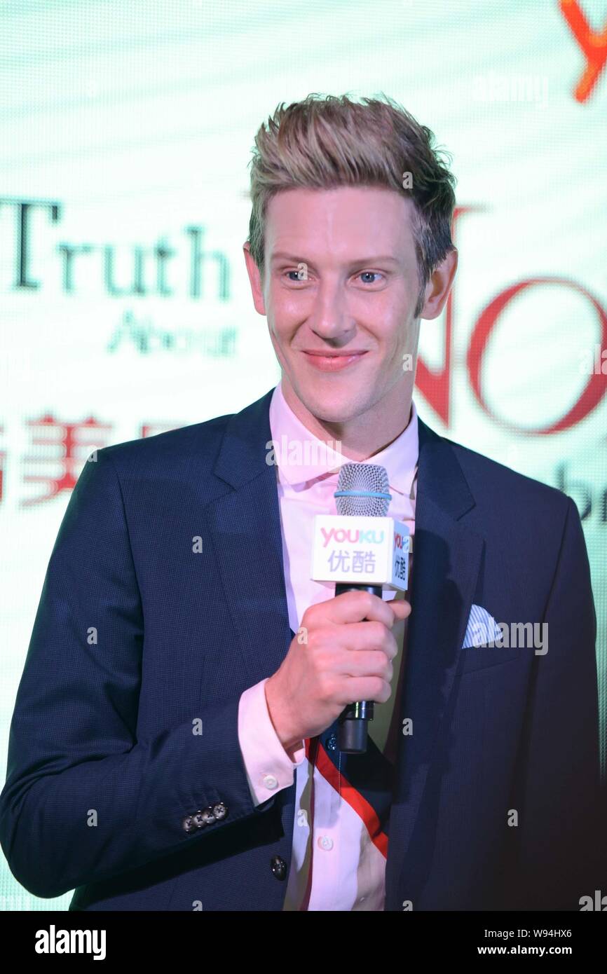 Revenge tv hi-res stock photography and images - Alamy