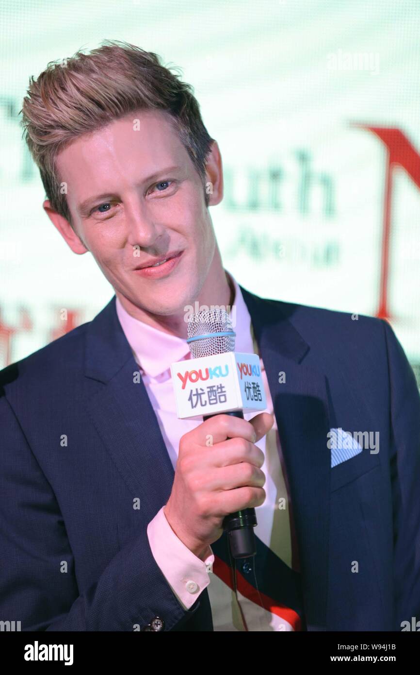 Gabriel Mann Revenge Season 3