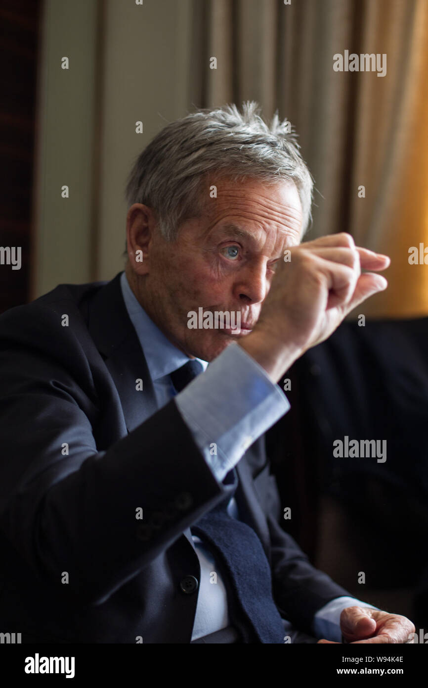 Simon Murray CBE, Chairman of Simon Murray Group and Glencore ...