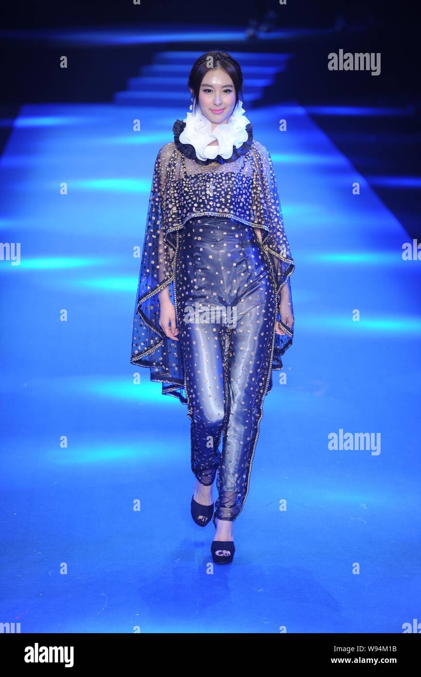 Ling cheung hi-res stock photography and images - Alamy