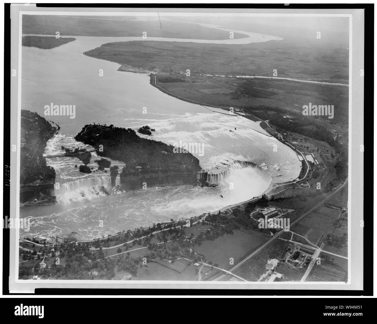 Aerial of river usa Black and White Stock Photos & Images - Alamy