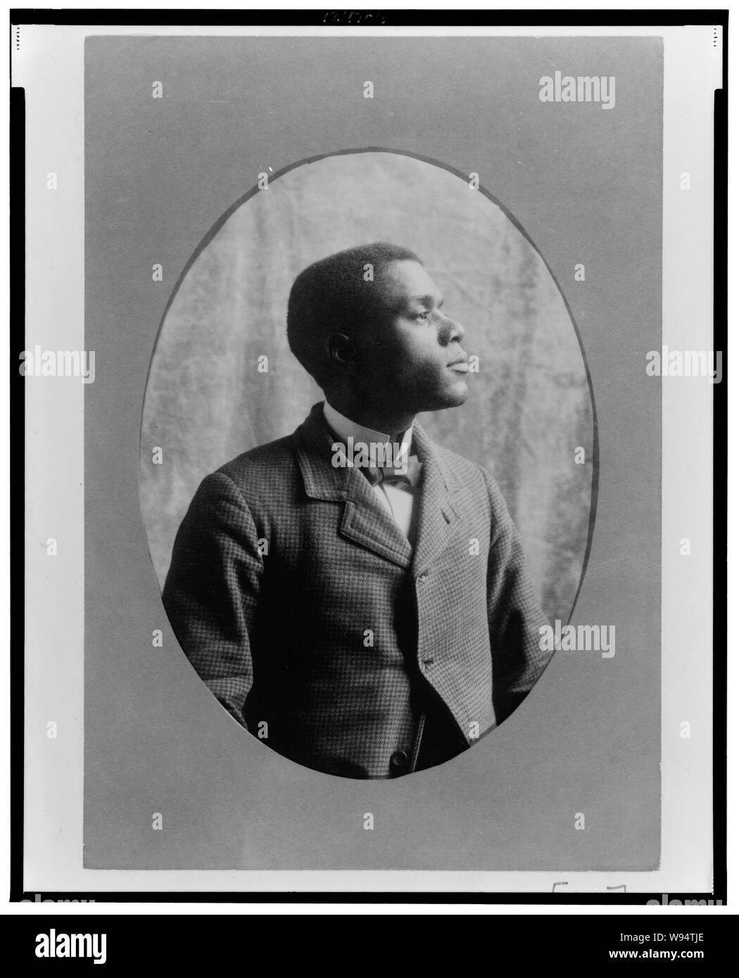 African face profile Cut Out Stock Images & Pictures - Alamy