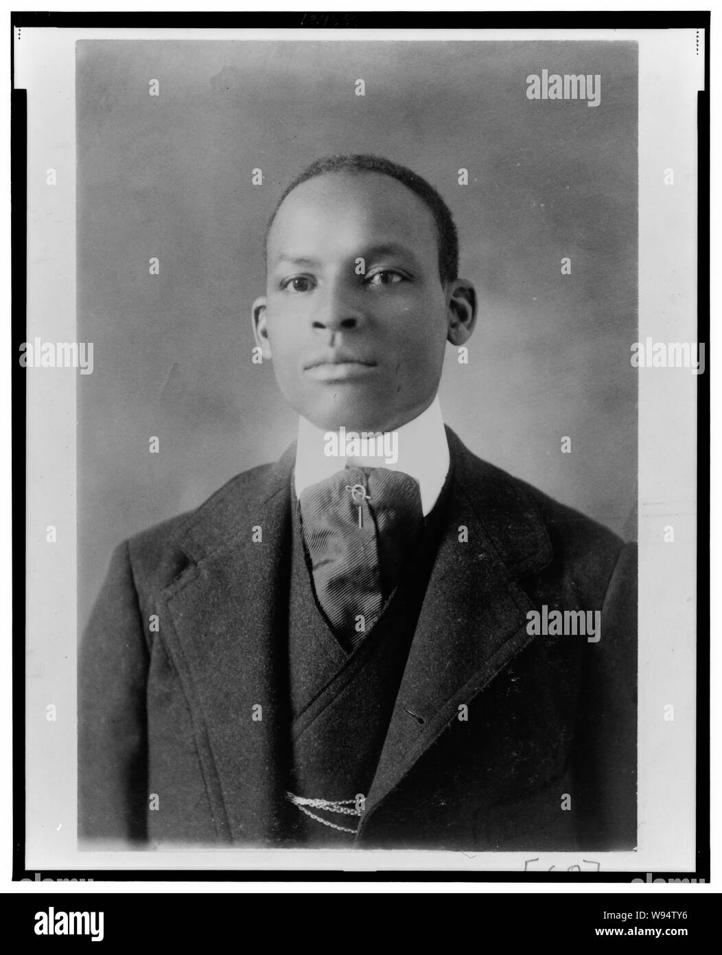 African American man, head-and-shoulders portrait, facing front Stock ...