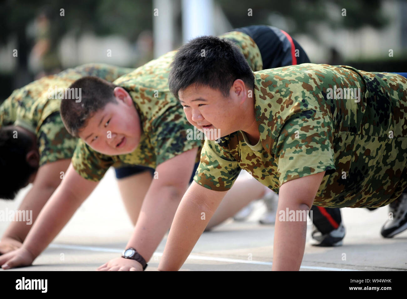 Overweight children camp hi-res stock photography and images - Alamy
