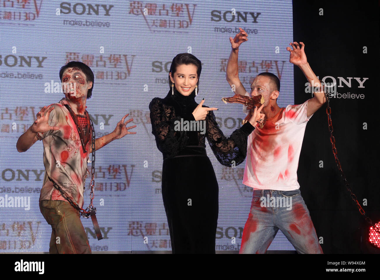 Resident Evil Retribution Zombies Under Ice