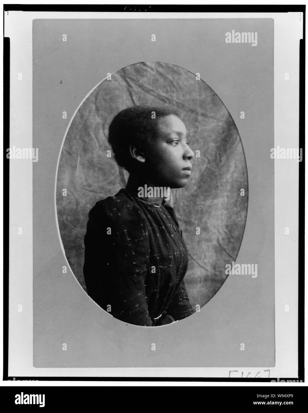 African American woman, half-length portrait, right profile Stock Photo ...