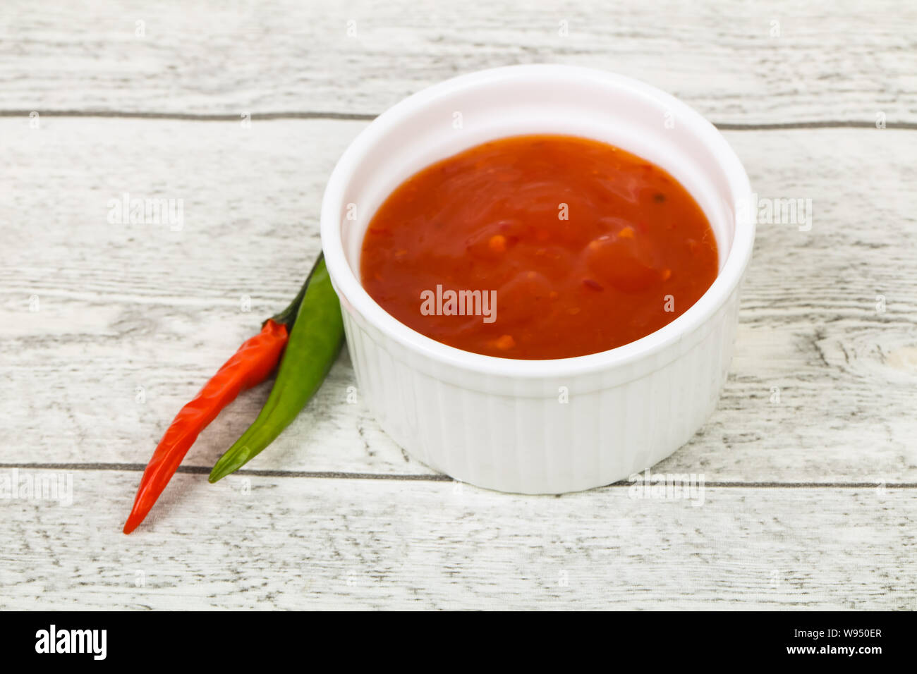 Sweet and spicy chilli sauce in the bowl Stock Photo - Alamy