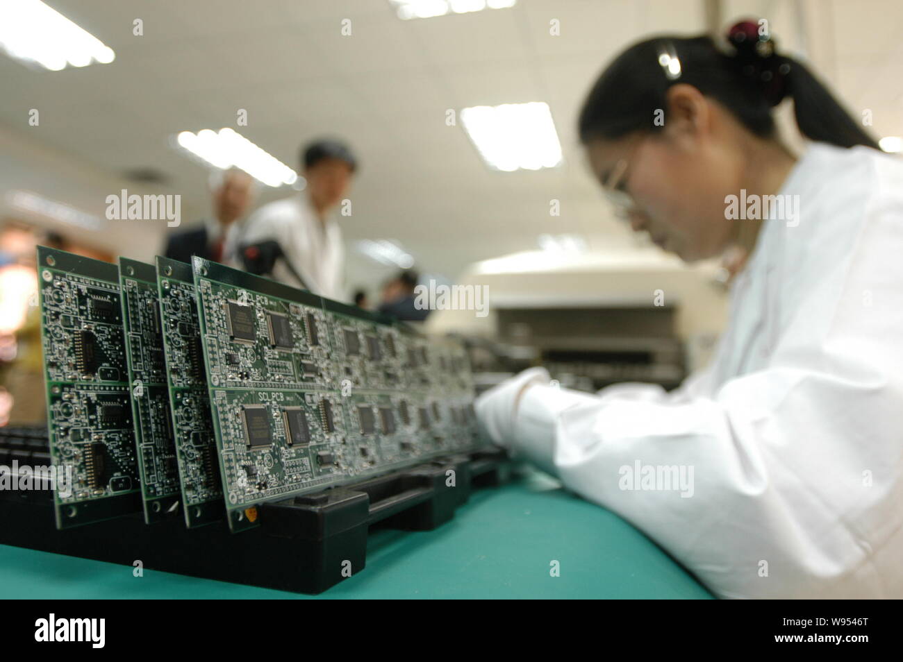 --FILE--The integrated circuits board are tested in the lab of ...