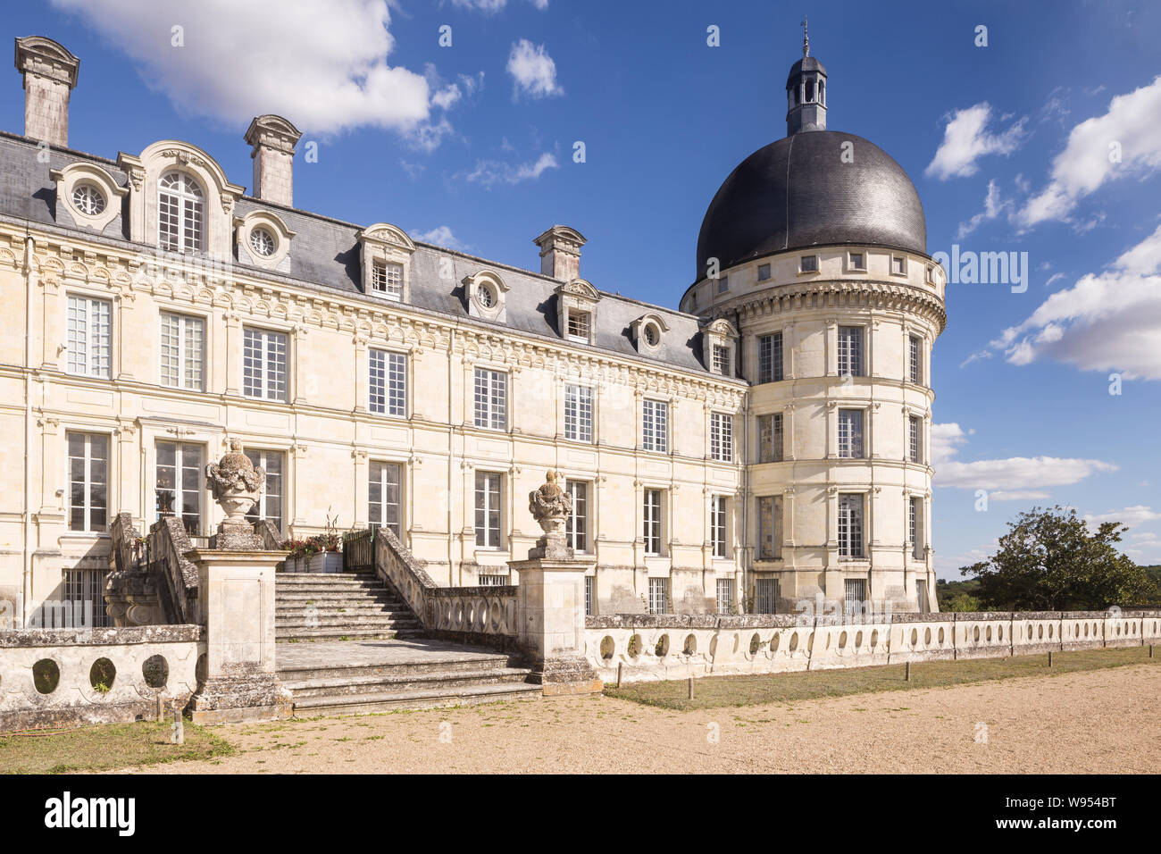 Chateau of valencay in the loire valley hi-res stock photography and ...