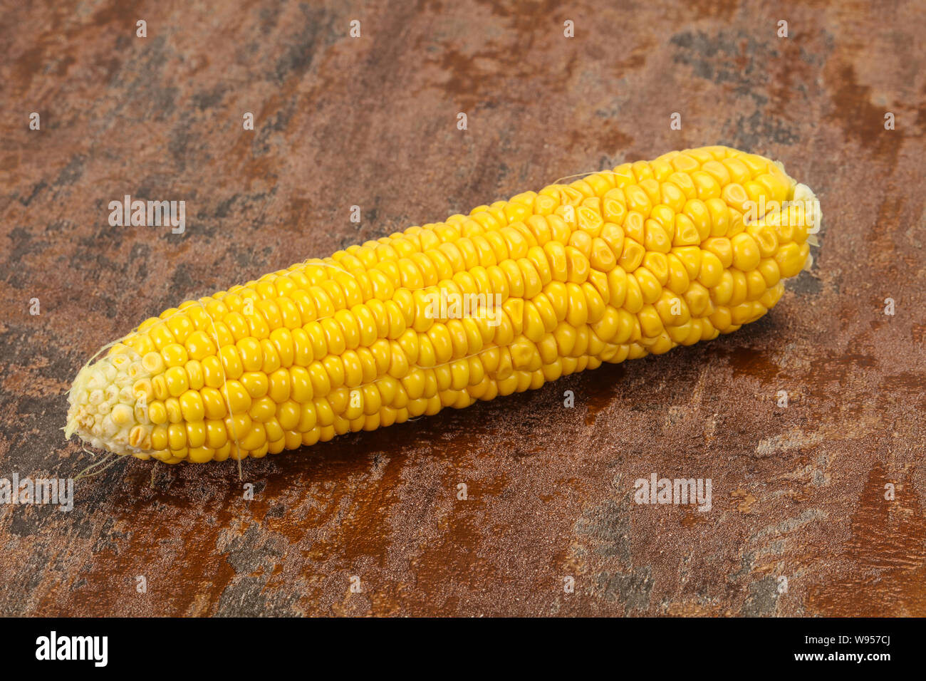 Sweet soft yellow natural corn for cooking Stock Photo - Alamy