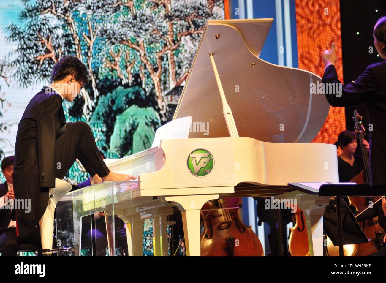 Liu Wei Stock Photos & Liu Wei Stock Images - Alamy