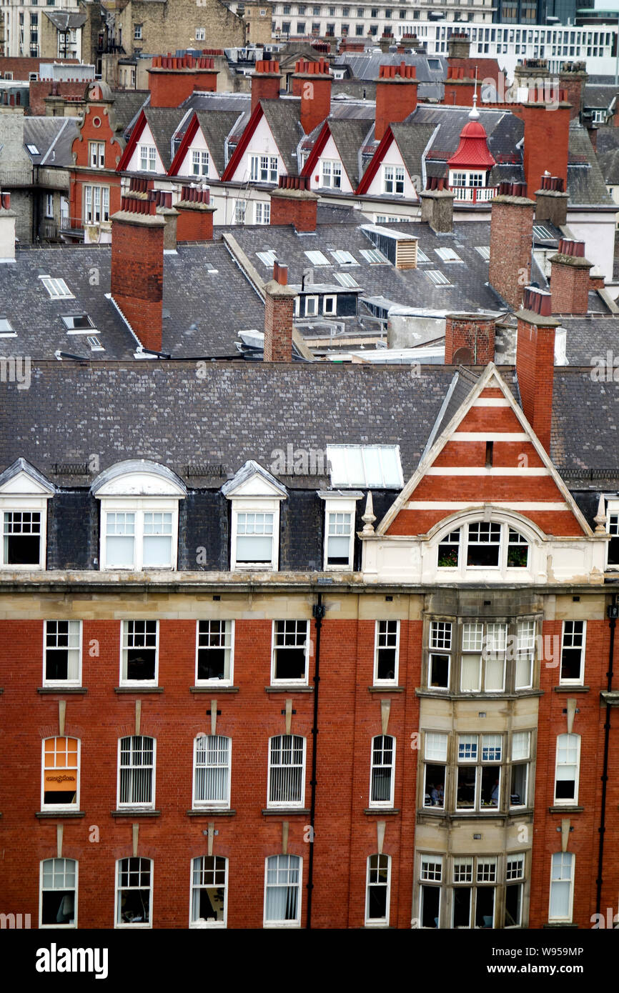 Red brick rooftops hi-res stock photography and images - Alamy