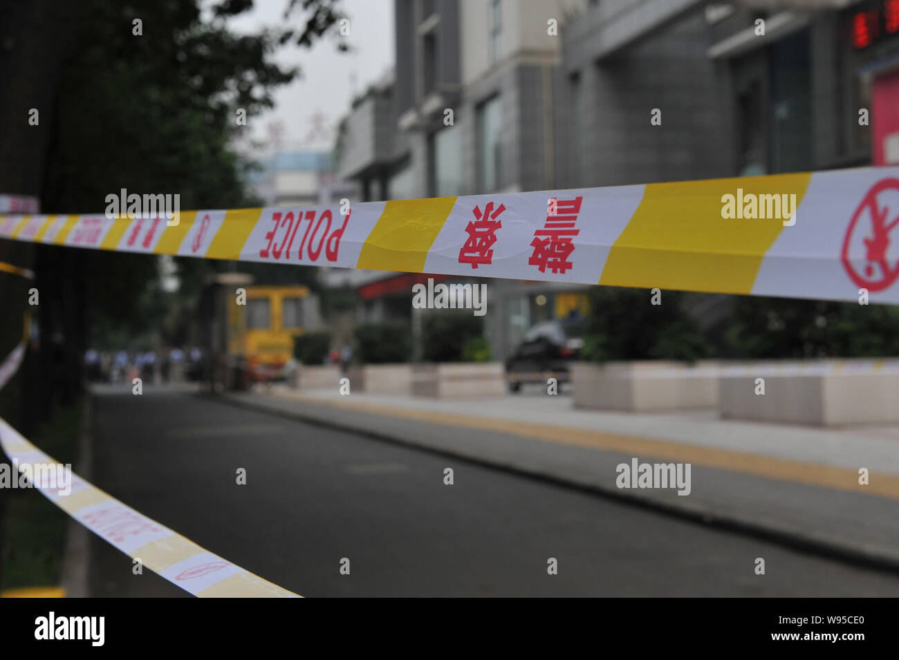 Wang lijun hi-res stock photography and images - Alamy