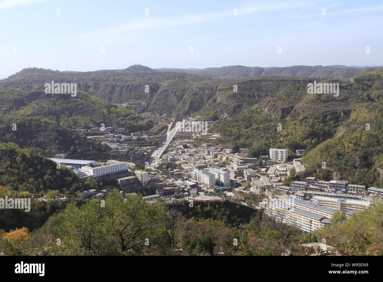 --FILE--Cityscape of YanAn city, northwest Chinas Shaanxi province, 13 ...