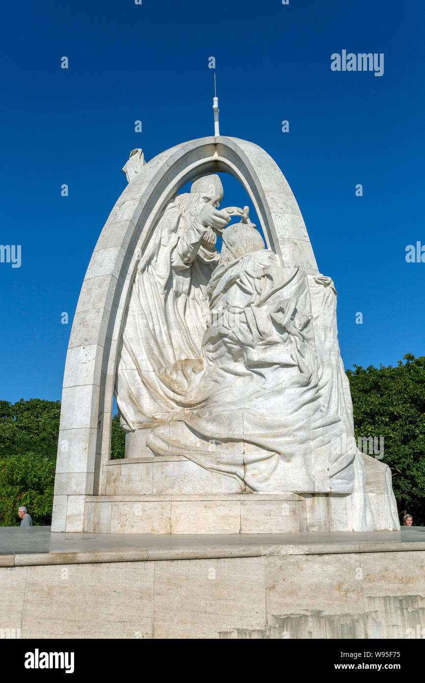 Statue of the enthrone of St Stephen of Hungary Esztergomi, Hungary ...