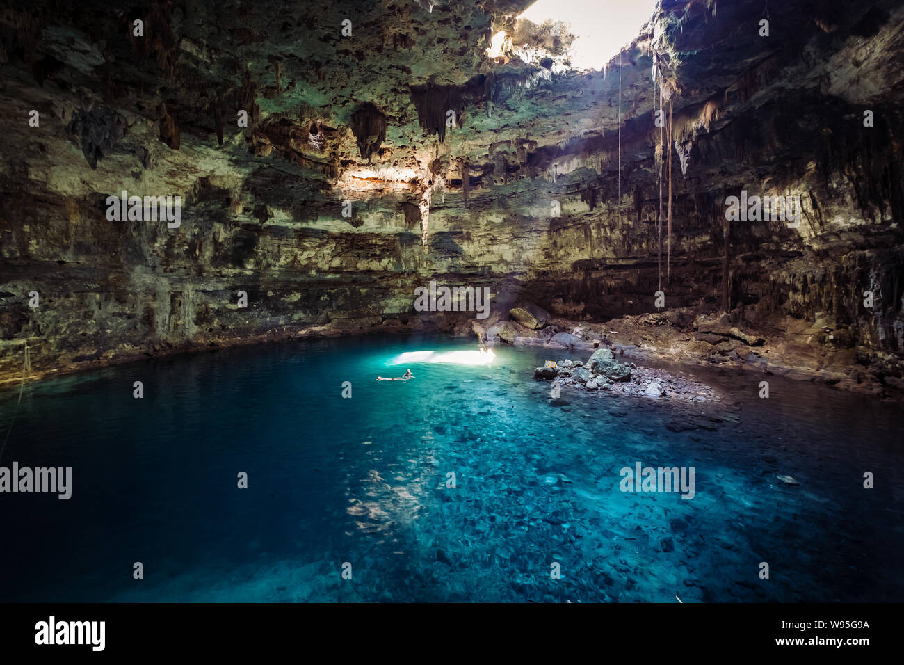 Mayan ritual ceremony yucatan mexico hi-res stock photography and ...