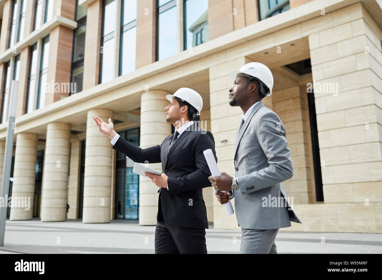 Two building engineers wearing hi-res stock photography and images - Alamy