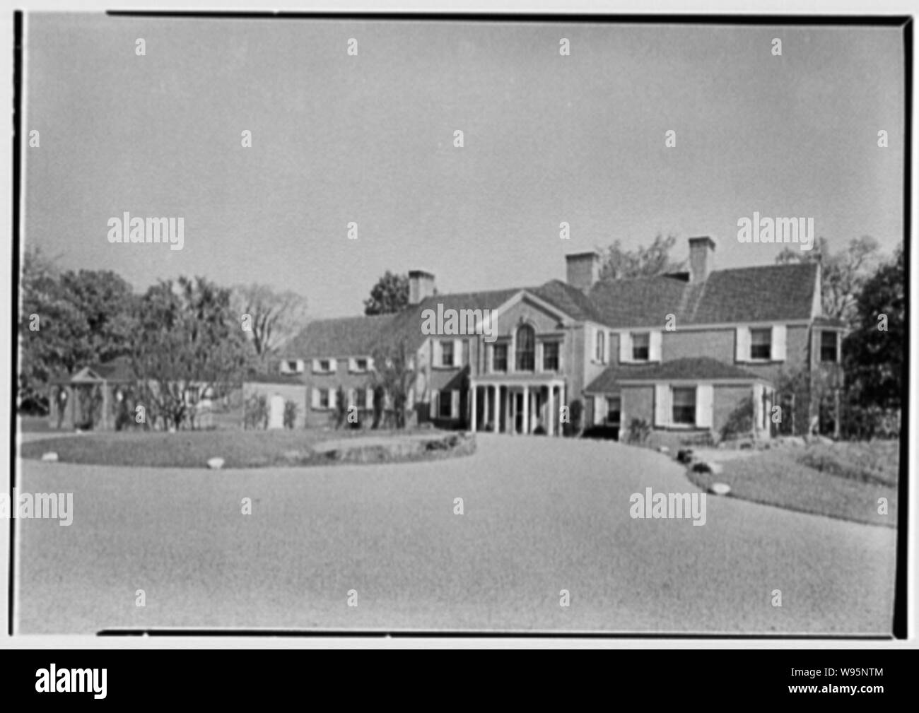 Albert W. Sherer (formerly Mrs. Myron C. Wick), residence on Round Hill ...