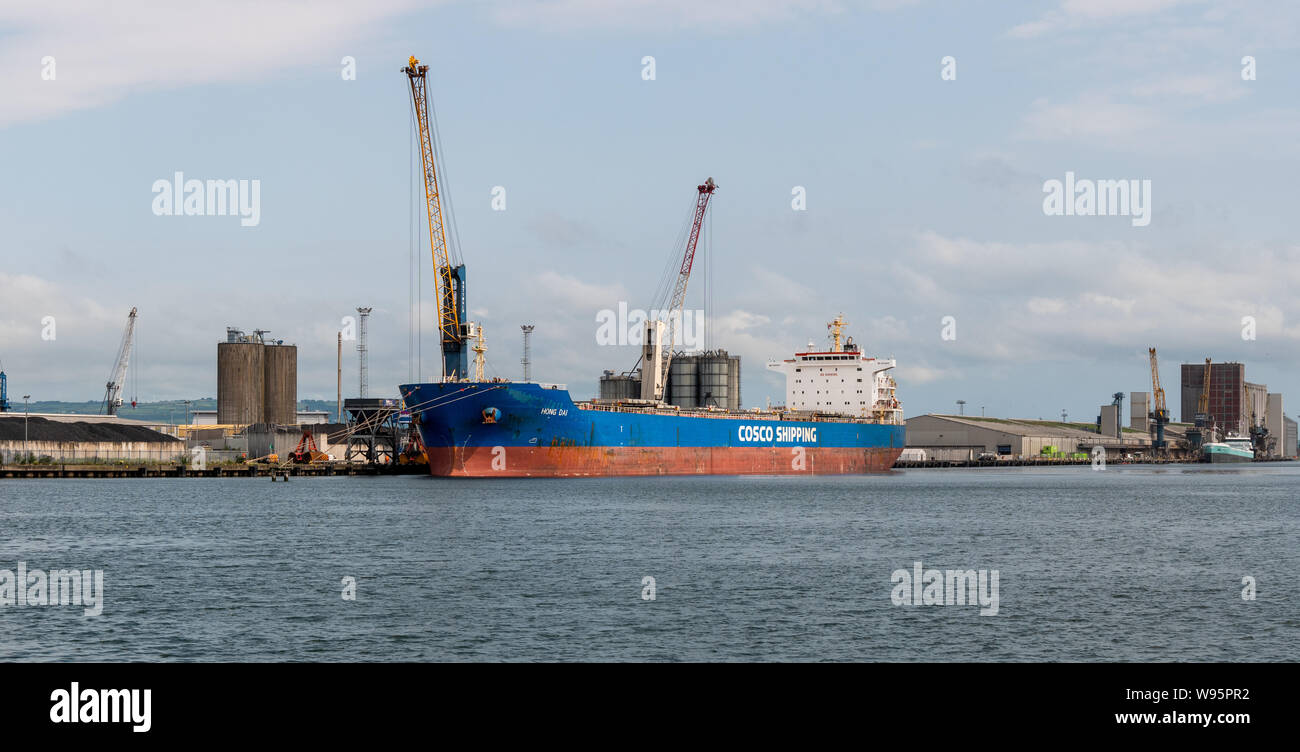 Belfast boat hi-res stock photography and images - Alamy
