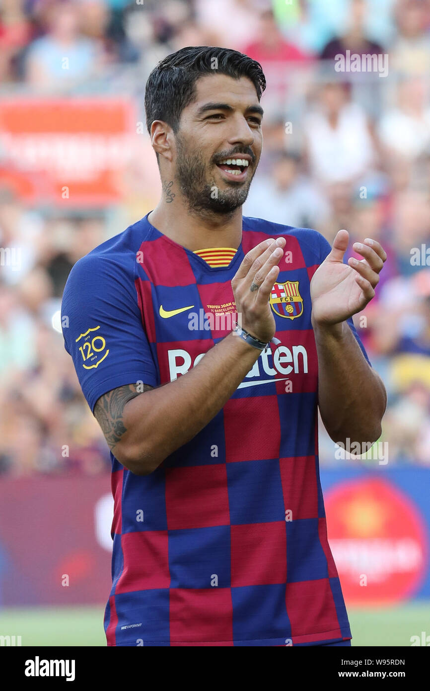 Luis suárez barcelona trophy hi-res stock photography and images - Alamy