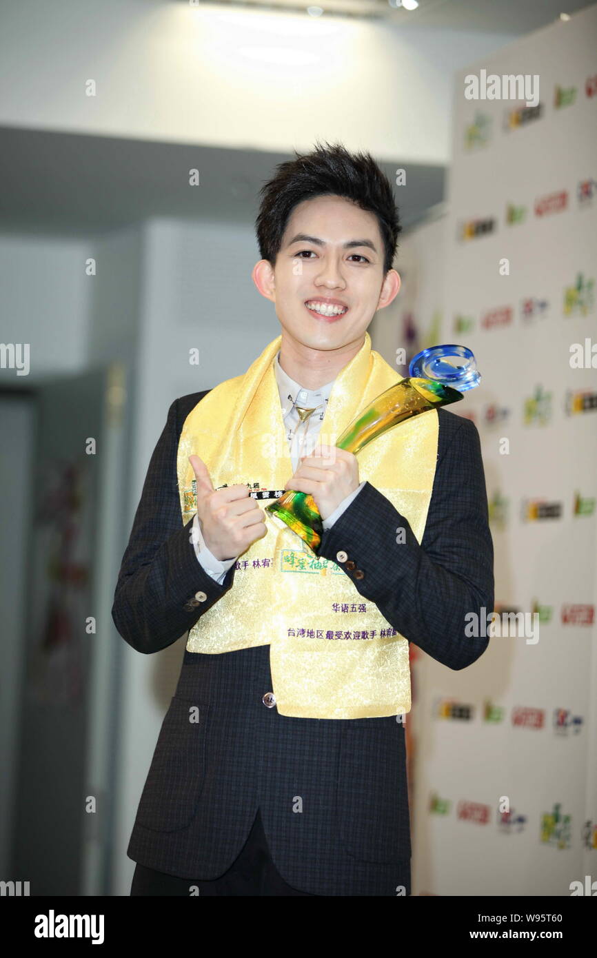 Taiwanese singer James Lin poses during the 19th ERS Chinese TOP Ten ...