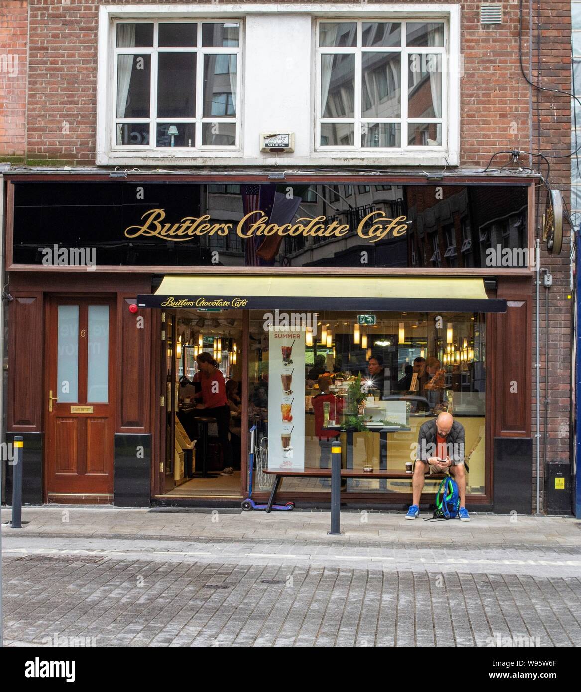 Butlers chocolate café hi-res stock photography and images - Alamy