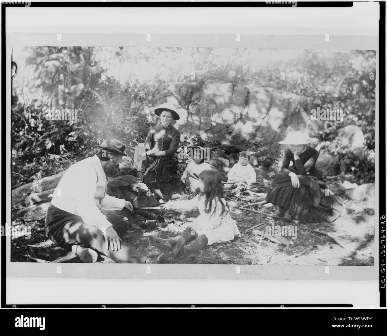 Alexander graham bell and family hi-res stock photography and images ...